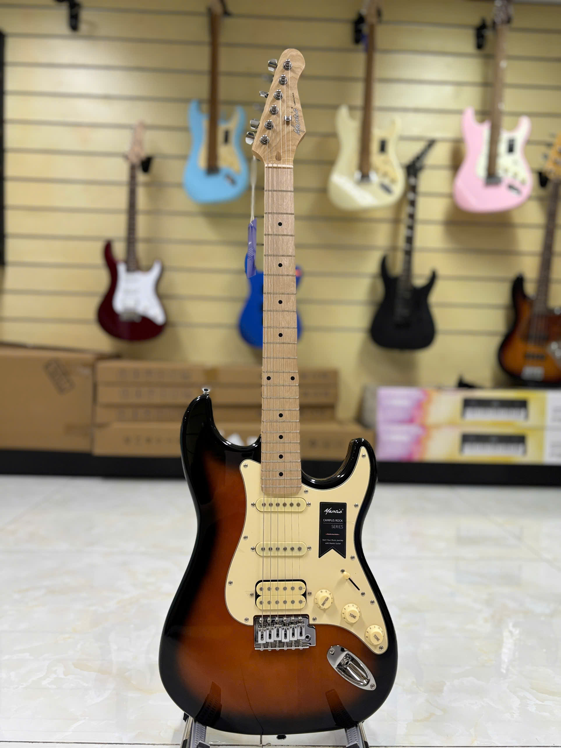 Guitar điện Mantic MST100 HSB màu loang nâu đen ấn tượng